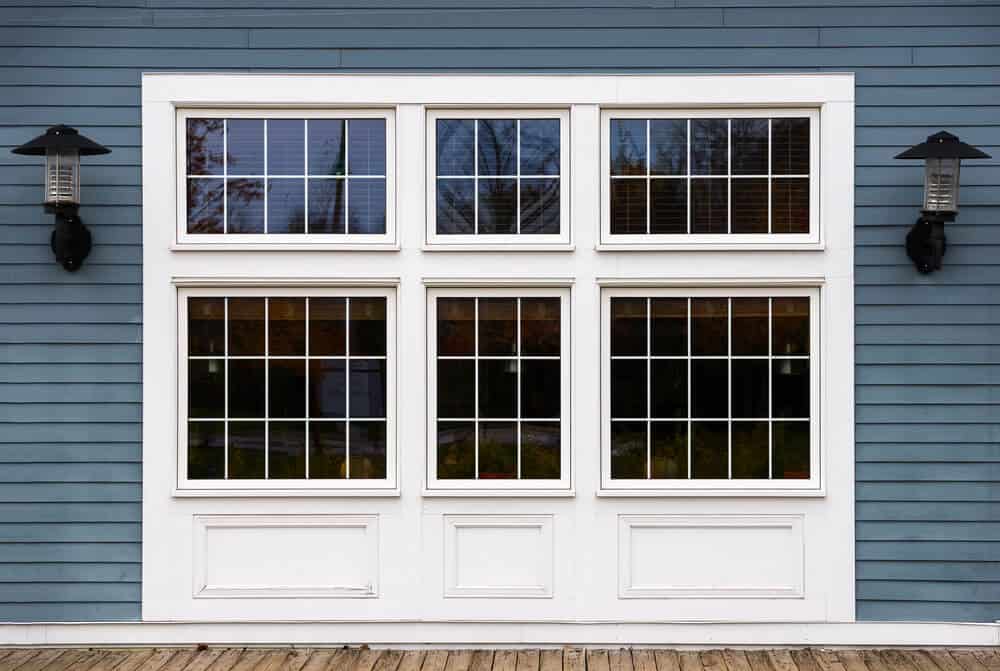 Lifespan of Replacement Windows in Michigan: Comparing Options
